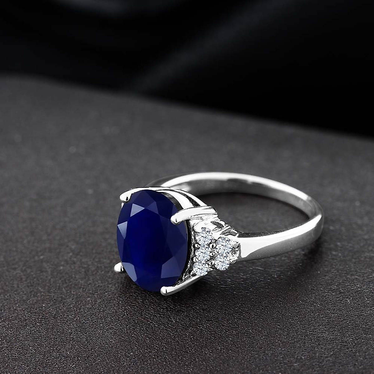 Gem Stone King 925 Sterling Silver Blue Sapphire Engagement Ring For Women (5.30 Cttw, Oval 12X10MM, Gemstone Birthstone, Available In Size 5, 6, 7, 8, 9)