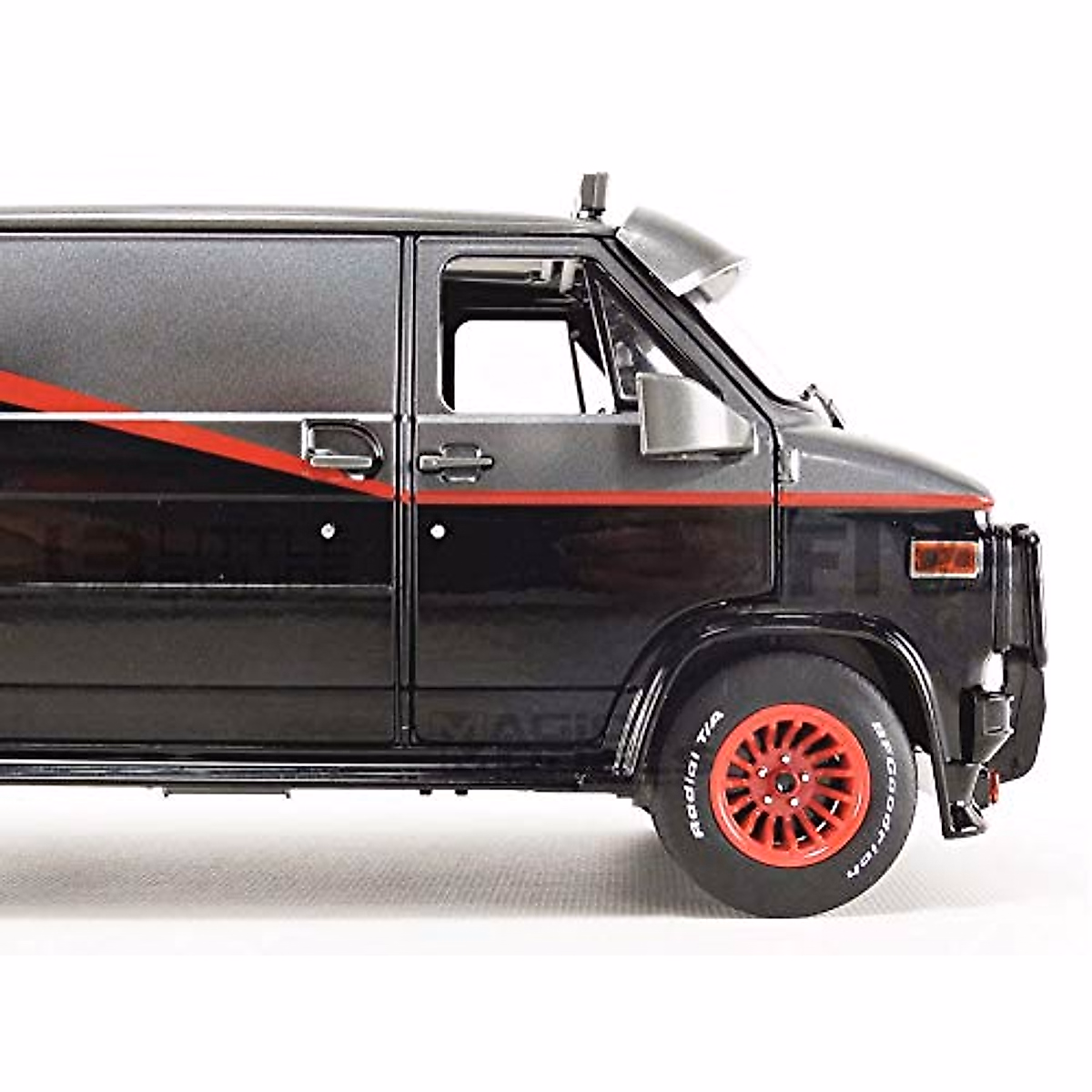 Greenlight 1/18 Hollywood The A-Team 1983-87 TV Series 1983 GMC Vandura Diecast Model Car #13521, Multi