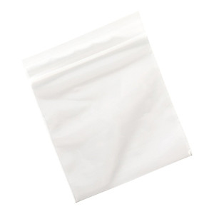 Restaurantware Bag Tek 4.5 x 4 Inch Resealable Zip Bags 100 High Clarity Zip Bags - For Snacks Nuts Seeds Candy Treats & More Clear Plastic Zipper Storage Bags
