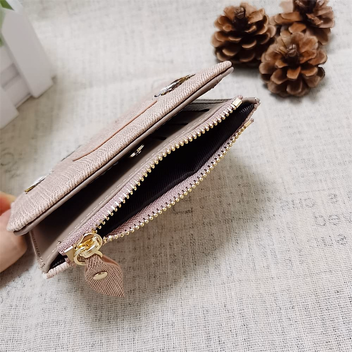 QingLuo Cat Embroidered Canvas Purse Minimalist Jeans Style Buckle Wallet for Christmas Birthday Present(Pink)