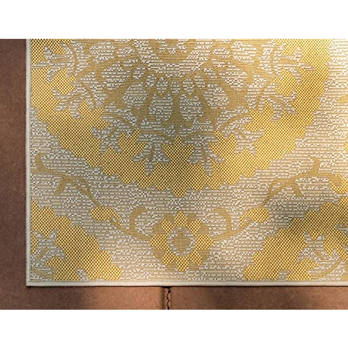 Unique Loom Outdoor Botanical Collection Area Rug - Medallion (4' 1" x 6' 1" Rectangle, Yellow/ Beige)