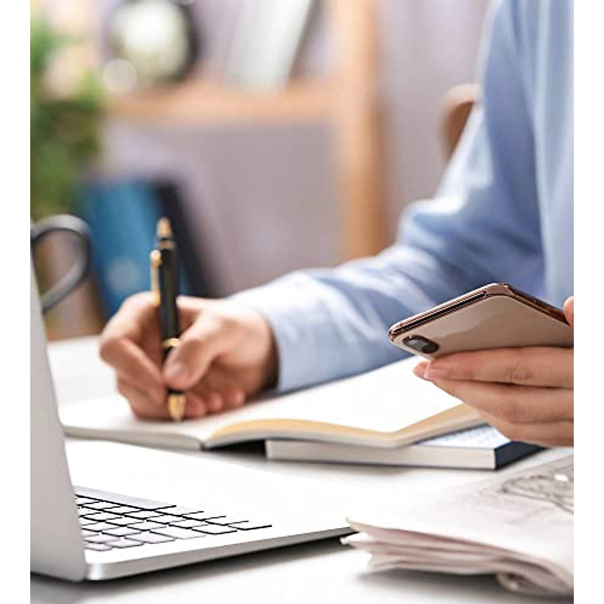 Zoom GHM-1 Guitar Headstock Mount, Flat Clamp Mount, Designed to be Used With Q2n, Q2n-4K, Q4, Q4n, and Q8