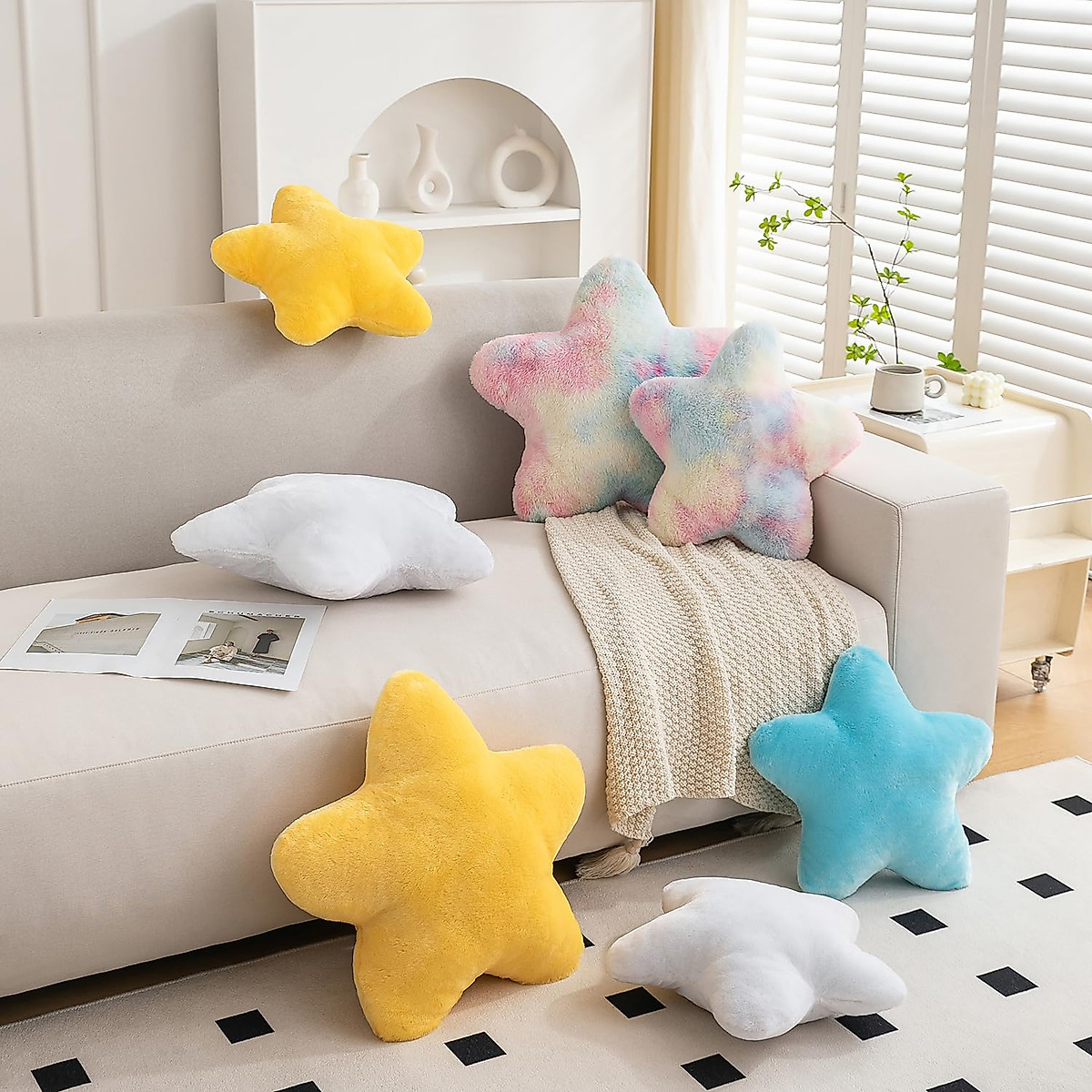 Togtlafil Star Pillows，Decorative Star Shaped Throw Pillow，Cute Room Decor，Bedroom Home Decor，15.7 inch，Plush Star Pillow (White 15.7 in)