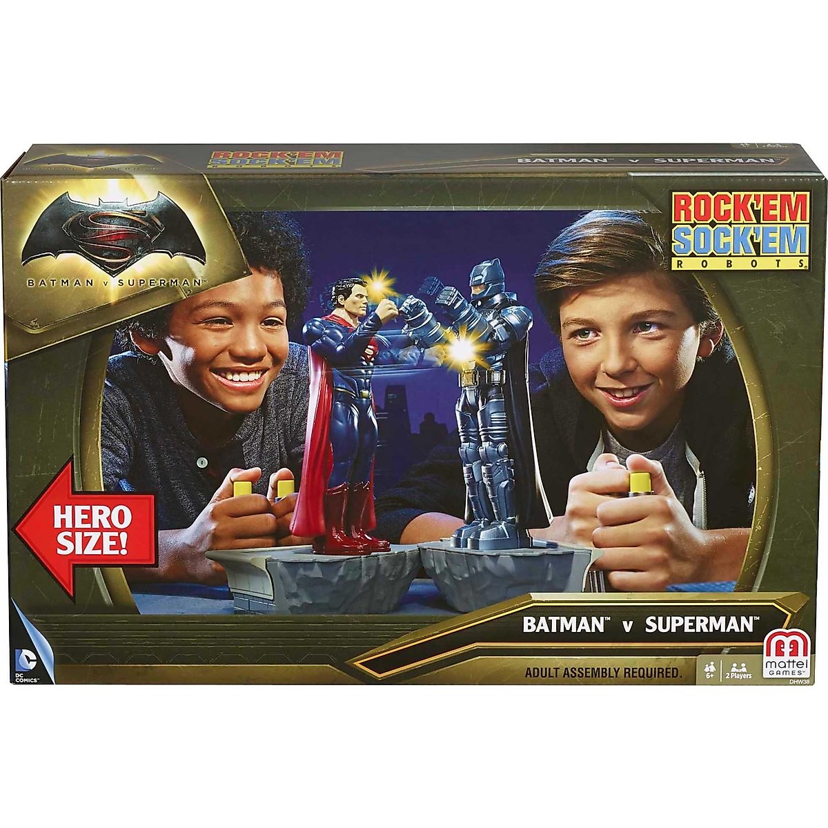Mattel Games Batman Vs. Superman Rock 'Em Sock 'Em Robots 2-Player Kids Game, Fighting Robots Action Game (Amazon Exclusive)