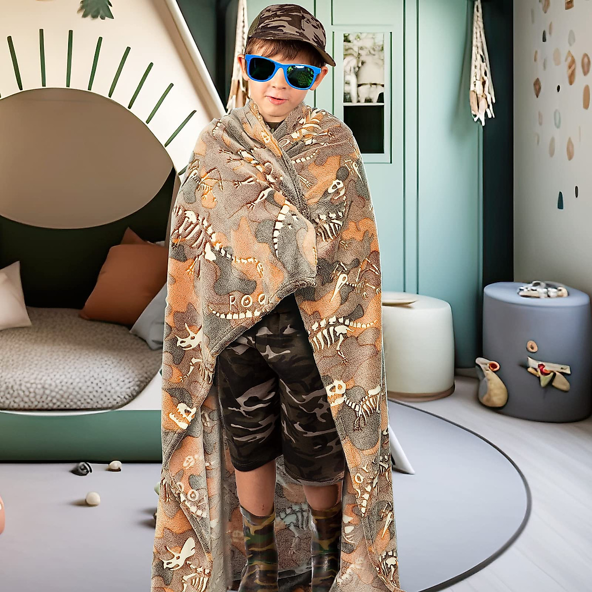 Dinosaur Gifts Toys for Kids Boys Glow in The Dark Dinosaur Blanket Cute Soft Cozy Luminous Throw Blanket Decor Present for Teen Xmas Easter Halloween