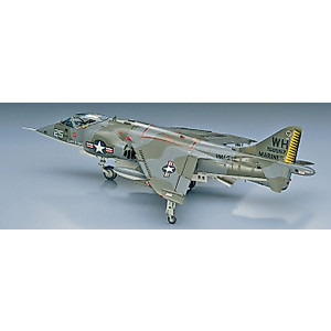 Hasegawa 1:72 Scale AV-8A Harrier Model Kit