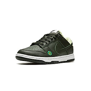 Nike Women's Dunk Low shoe, Sequoia/Sequoia-zinnia-eucalyp, 8
