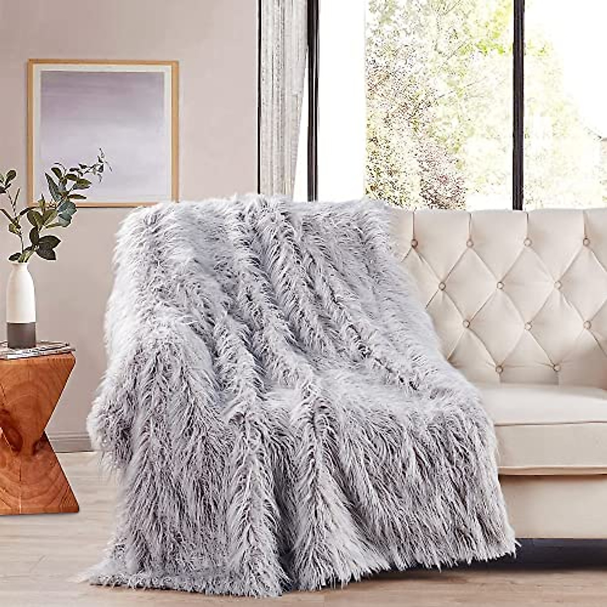 Home Soft Things Mongolian Fluffy Faux Fur Throw, Silver Cloud, 50" x 60", Decorative Throw for Bedroom Living Room Warm Plush Shaggy Throw Blankets for Bed Couch Sofa Chair Pets, Gift, Home Décor