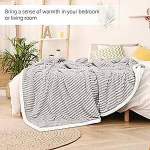 Sherpa Blanket Fleece Throw – 60x80, Pearl Grey – Soft, Plush, Fluffy, Warm, Cozy, Thick – Perfect for Bed, Sofa, Couch, Chair