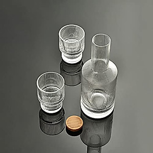 ALINK Glass Bedside Water Carafe with Lid and Glass Cups Set, Ribbed Carafe Glassware Drinking Glasses for Nightstand, 27oz Vintage Fluted Glassware Water Pitcher - Clear