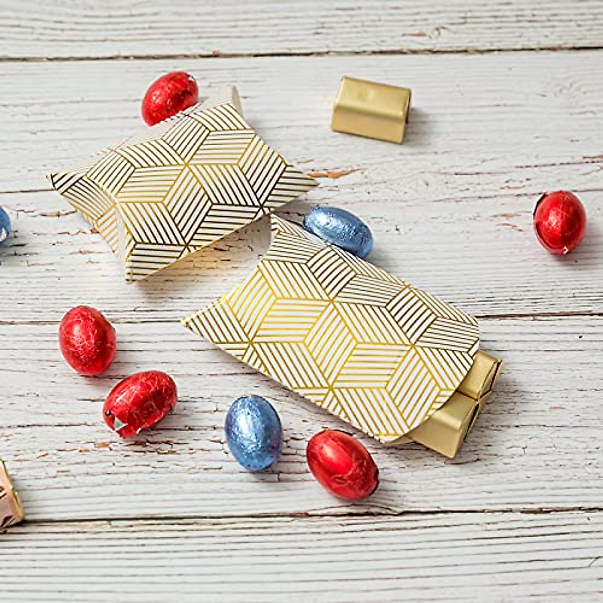 Samanter 50Pack Paper Gift Pillow Boxes Candy Chocolate Gift Packing Wrap Pouch Pie Bags for Wedding Party Christmas Gold