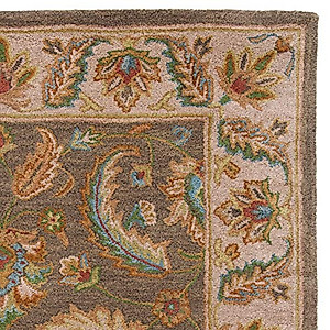 SAFAVIEH Heritage Collection Area Rug - 7'6" x 9'6", Green & Beige, Handmade Traditional Oriental Wool, Ideal for High Traffic Areas in Living Room, Bedroom (HG964A)