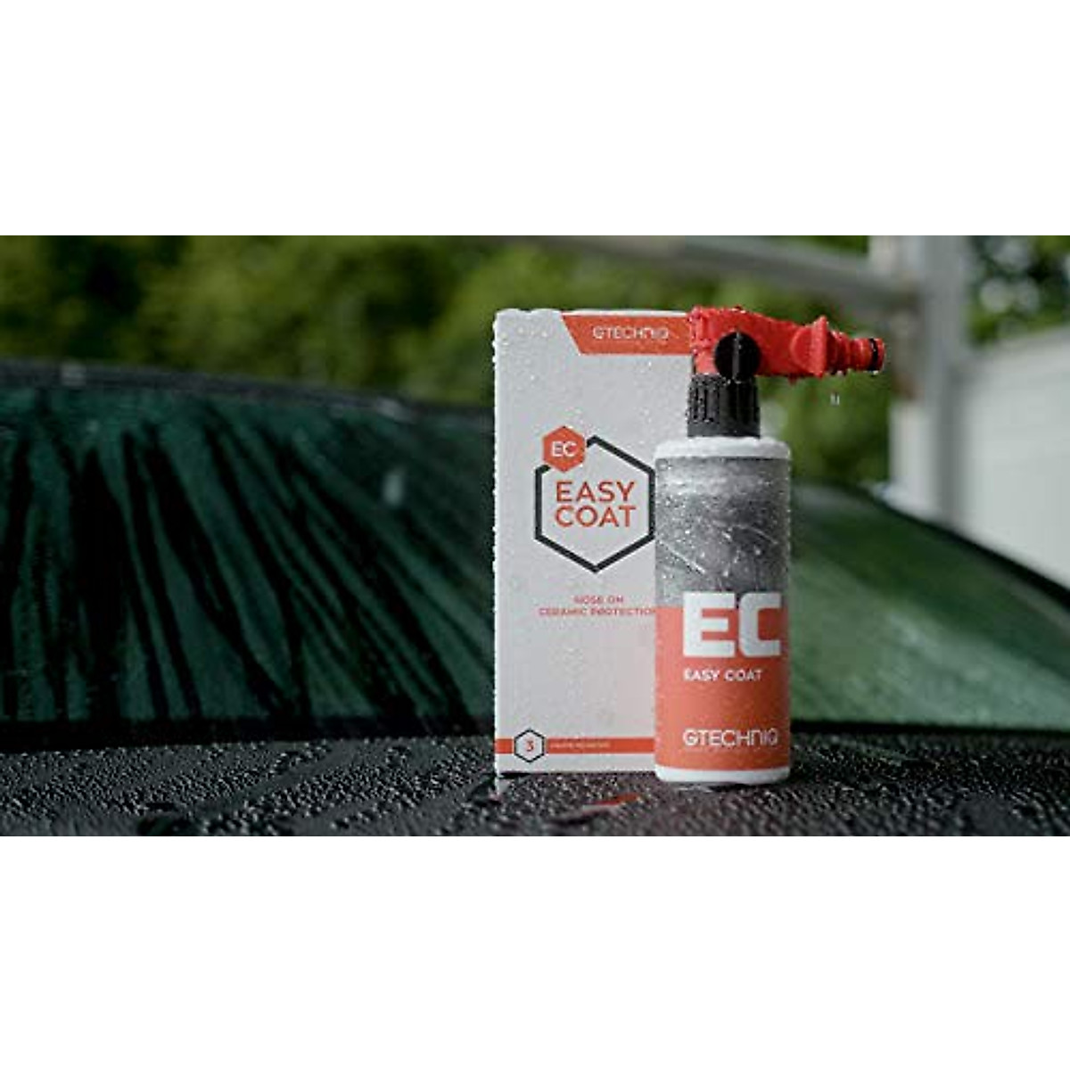 Gtechniq - Easy Coat Kit - Up to 3 Months of Durability; Quick & Easy to Apply; Coating Safe; Apply to Auto Paint or Glass Surfaces; Protect from UV Rays, Chemicals, Weather, Dirt (500 milliliters)