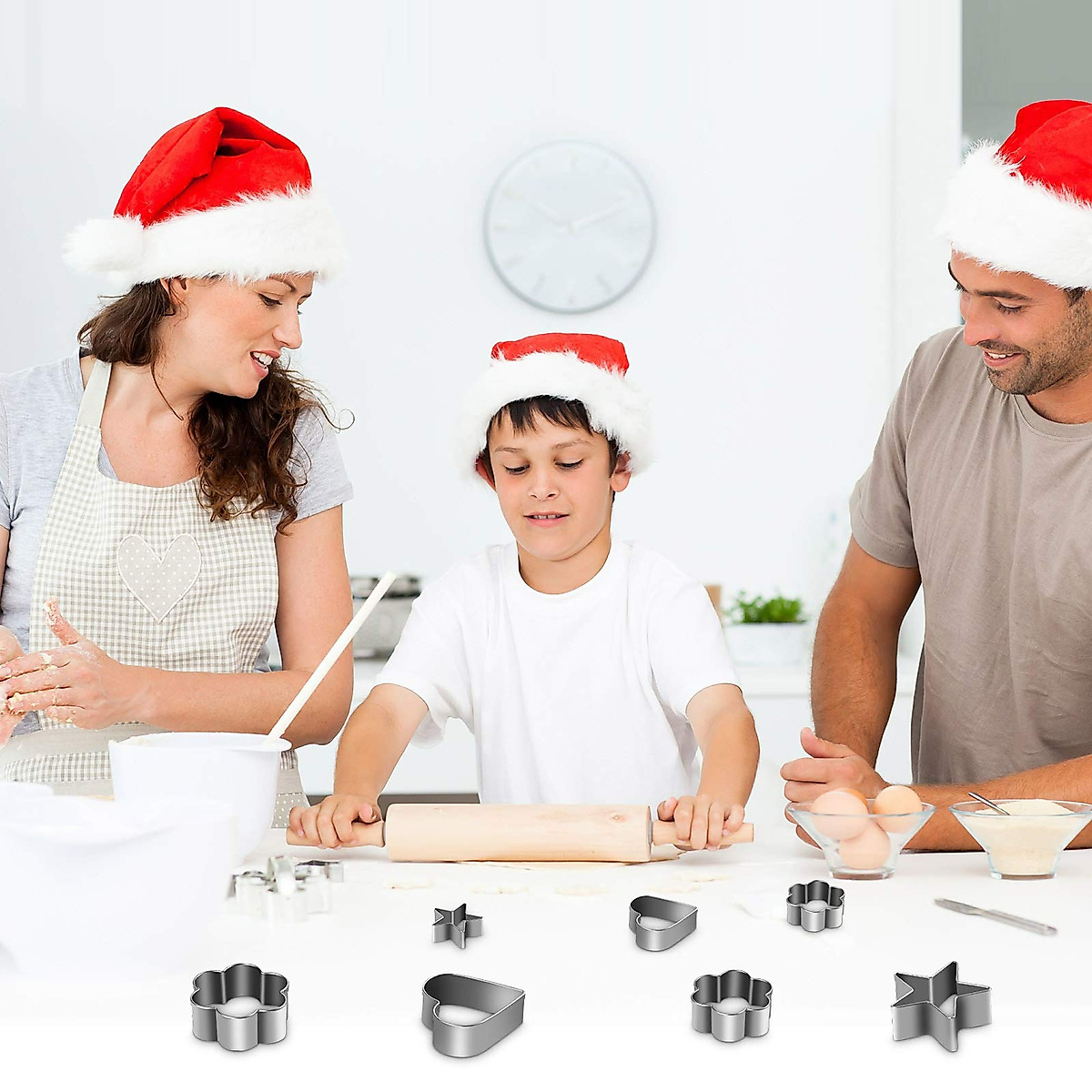 Svnntaa Heart Star Cookie Cutters Set, Valentine’s Day Heart Shaped Biscuit Cutters Stainless Steel Pastry Donuts Cutters with Storage Box