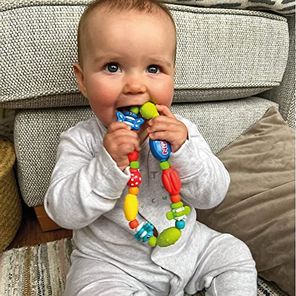 Nuby Bug-A-Loop Teether, Colors May Vary