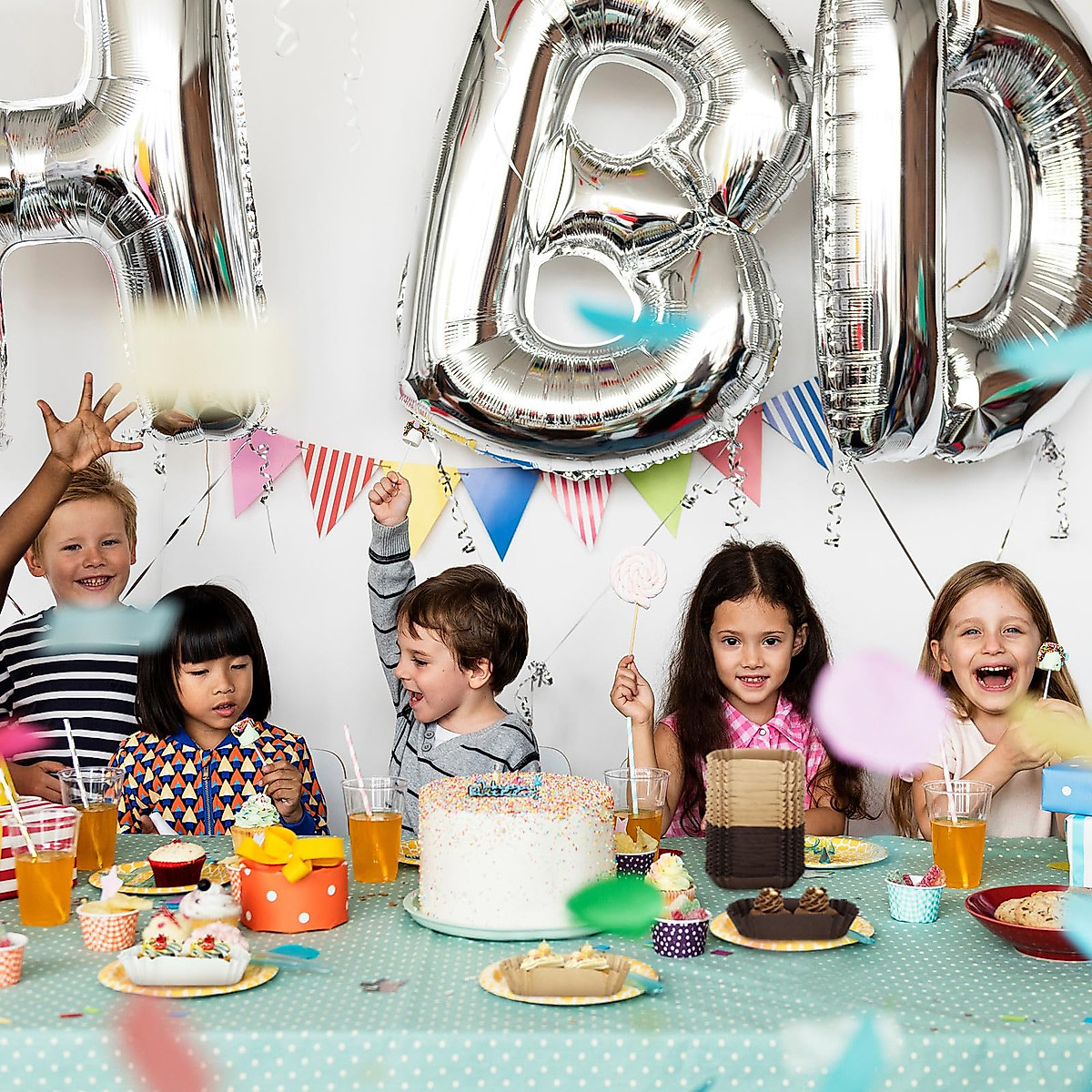 Mifoci 600 Pcs Oval Cupcake Papers Disposable Brownie Baking Cups Cake Loaf Pan Liners Boat Shaped Mini Muffin Cupcake Wrappers for Weddings Birthdays (Solid Style)