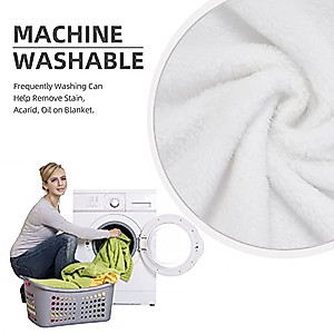 Hawaiian Tropical Leaves Flowers Bedding Lightweight Thermal Blanket Soft Breathable Blanket for All Seasons