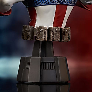 Diamond Select Toys Marvel Comics: Captain America 1:7 Scale Resin Bust, Multicolor, 6 inches