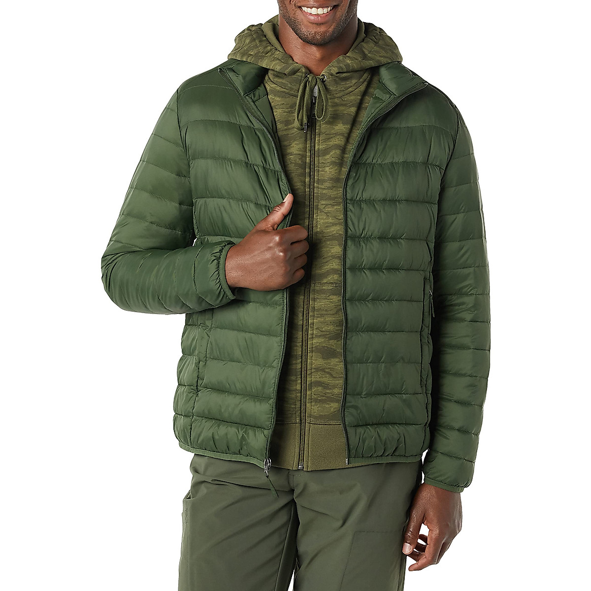 Amazon Essentials Men's Packable Lightweight Water-Resistant Puffer Jacket (Available in Big & Tall), Dark Green, Medium
