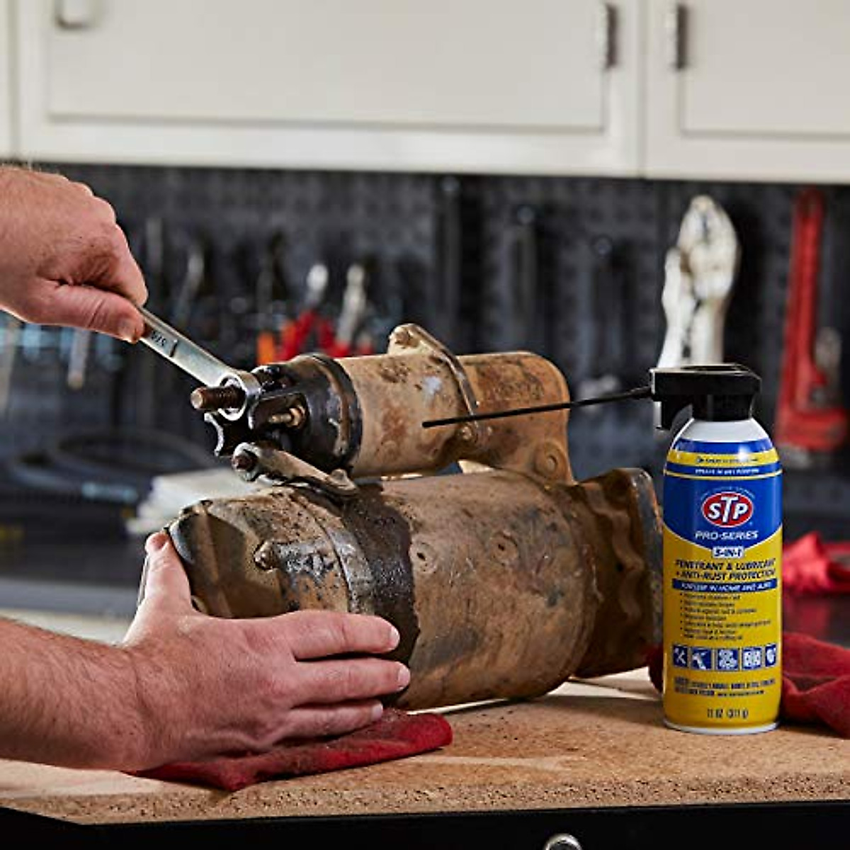 Pro Series Car Rust Remover, 3-in-1 Lubricant and Penetrant for Home, Cars and Truck, 11 Oz, STP