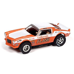 Auto World Xtraction R32 1970 Chevy Camaro Butch Leal California Flash HO Scale Slot Car