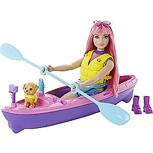 Barbie It Takes Two Doll & Accessories, Playset with Kayak, Puppy & Accessories, Daisy Doll with Curvy Body & Pink Hair