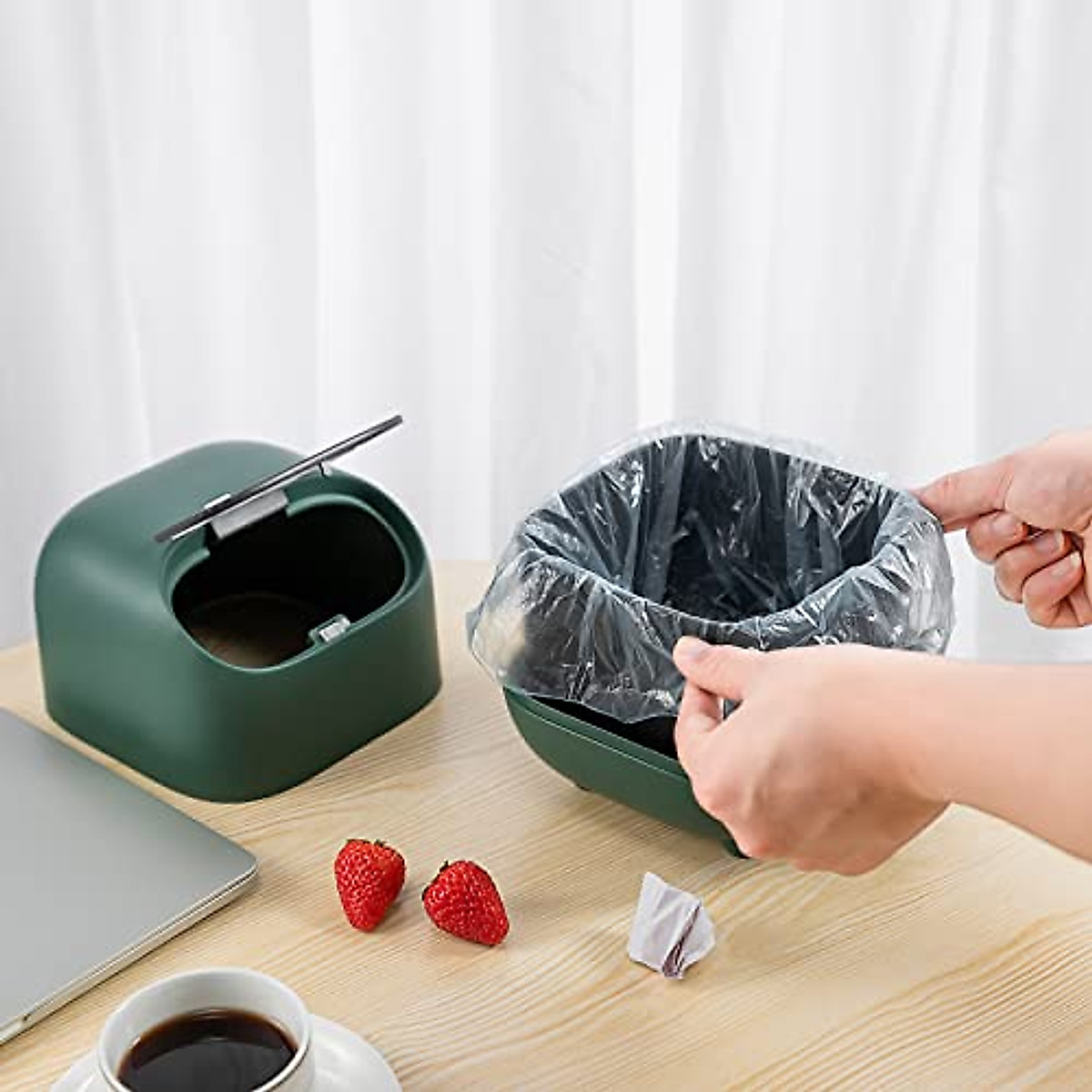 Yuzita Mini Trash Can with Lid Desk Small Plastic Trash Can Countertop Trash Can for Bathroom Dresser, Desk, Office or Coffee Table, with 100 Trash Bags (Green)