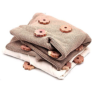 Wahdawn Aromatic Red Cedar Blocks for Clothes Storage, Fresh Scent Cedar Rings and Big Hearts for Closets and Drawers, Natural Car Air Freshener Shoes Odor Remover [40]