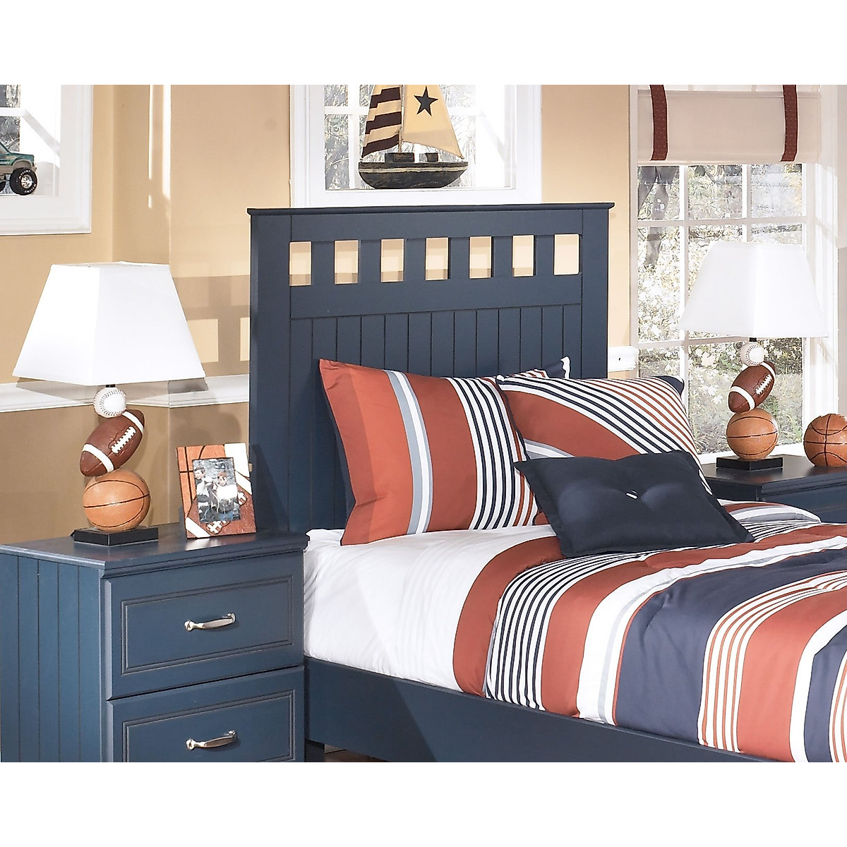 Signature Design by Ashley Nyx Youth 24" Baseball & Football Athletic Table Lamp, Brown & Orange