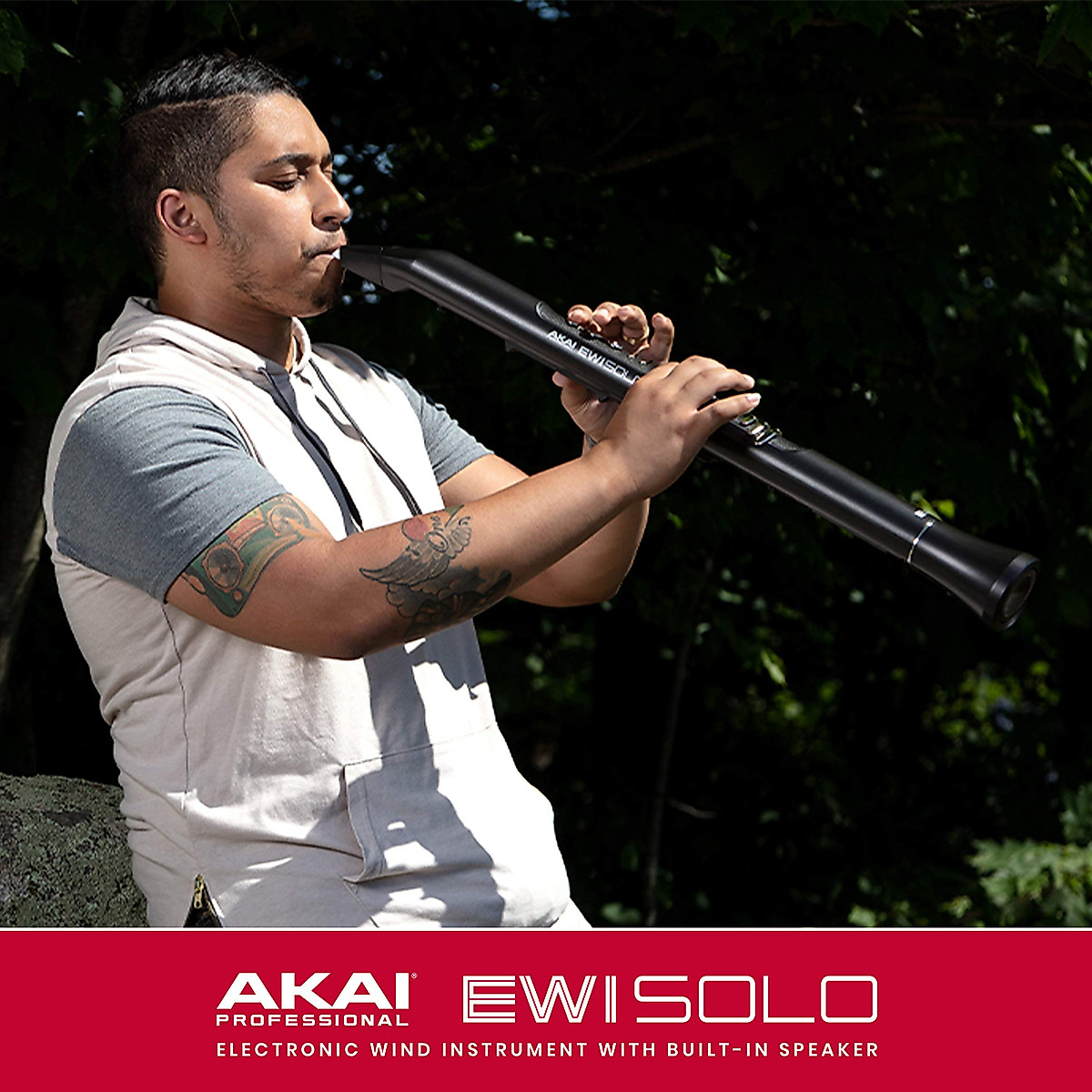 AKAI Professional EWI Solo - Electronic Wind Instrument With Built-in Speaker, Rechargeable Battery, 200 Sounds and USB MIDI Connectivity,Black
