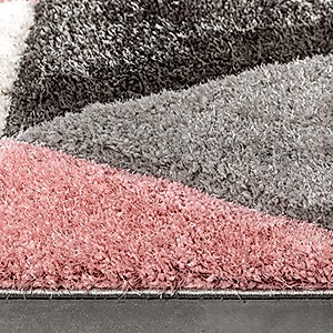 Well Woven Loecke Blush Triangle Boxes Geometric Thick Soft Plush 3D Textured Shag Area Rug 5x7 (5'3" x 7'3")