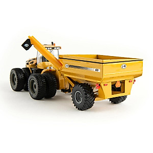 TOMY 1/64 AGCO 4 Piece Harvesting Set with Gleaner A86 Combine 16420