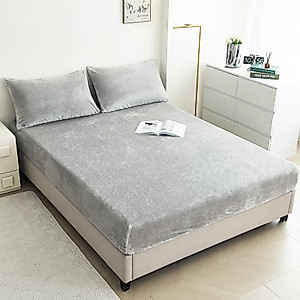 YIYEA Fleece Fitted Sheet Full Size, Ultra Soft Faux Fur Deep Pocket, Fluffy Plush Velvet for Fall Winter, Cozy Warmth and No Shedding, Light Grey