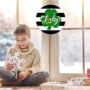 ROCWOHO St Patrick's Day Lucky Wooden Sign Round Wood Hanging Door Sign with Ribbon Bow Decoration and Wreath Clover Farmhouse Wood Door Decor for Home Outdoor Indoor Office Front Door Wall Decor