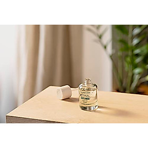 The Body Shop White Musk Perfume Oil - Fresh, Floral and Iconic scent - Vegan - 20ml