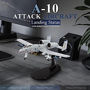 1/100 A-10 Thunderbolt II Warthog Attack Plane（Painted Version） Metal Fighter Military Model Diecast Plane Model for Collection or Gift