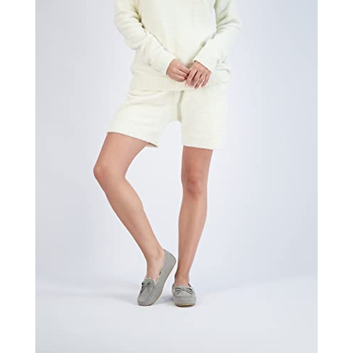 CUSHIONAIRE Women's Sabina Moccasin Slipper +Memory Foam, Grey Wool 10