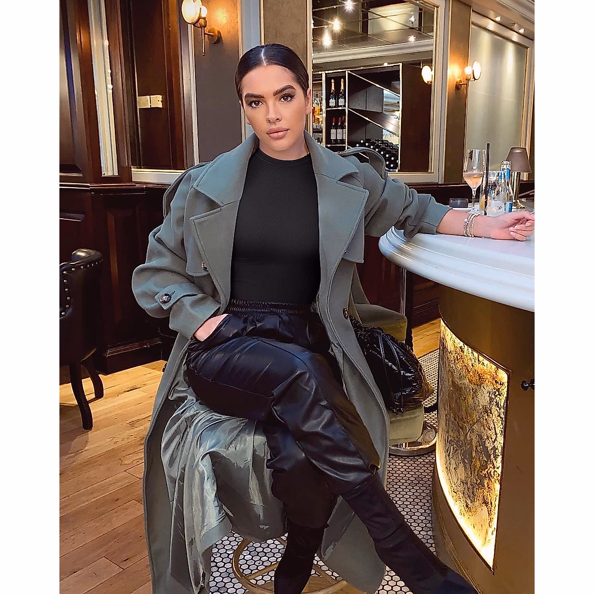 OQQ Womens 3 Piece Long Sleeve Tops Crew Neck Stretch Fitted Underscrubs Layer Tee Shirts 2025 Casual Outfits Black Tea leaf White