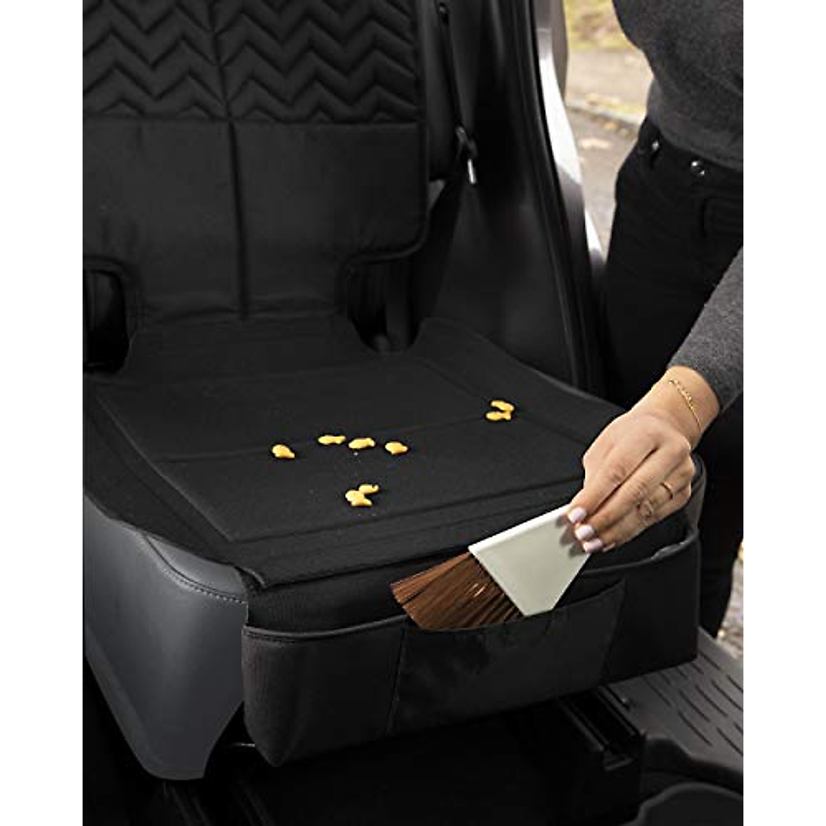 Skip Hop Clean Sweep Car Seat Protector, Style Driven, Black