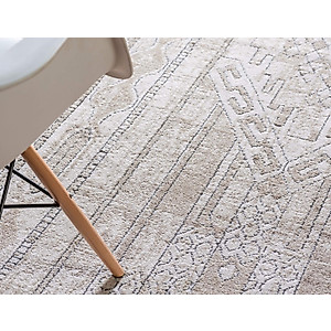 Rugs.com Oregon Collection Rug – 4 Ft Square Ivory Low-Pile Rug Perfect for Living Rooms, Kitchens, Entryways