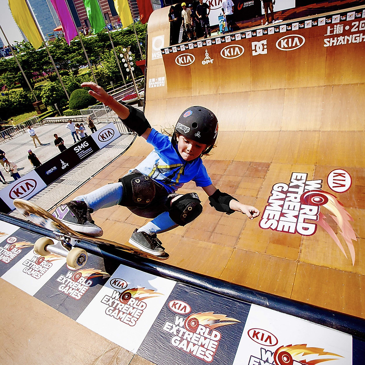 Triple Eight Little Tricky Dual Certified Sweatsaver Kids Skateboard and Bike Helmet, Black Rubber , X-Small