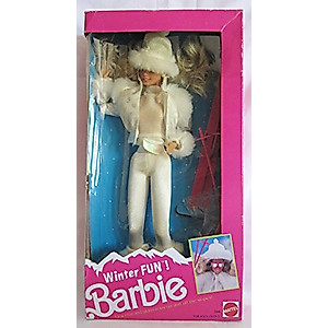 Mattel Barbie 5949 1990 Winter Fun Doll
