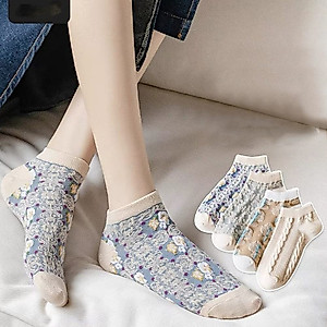 HIQUAY 4/8Pairs Women Cute Cartoon Socks Ankle Breathable Retro 3d Floral Socks (4 Pairs-Combination,1)