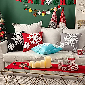 MIULEE Pack of 2 Christmas Decorative Snowflake Throw Pillow Covers Canvas Embroidery Cushion Cases Holiday Decor Soft Pillowcases for Winter Couch Sofa Bedroom Car（Black, 18x18in）