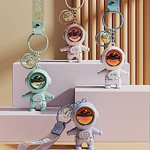 Vlmazlm Pretty keychains Astronaut Kawaii Key Chain with Sunset Light, Astronaut Cute Keychains Pendant Car Keychains (pink)