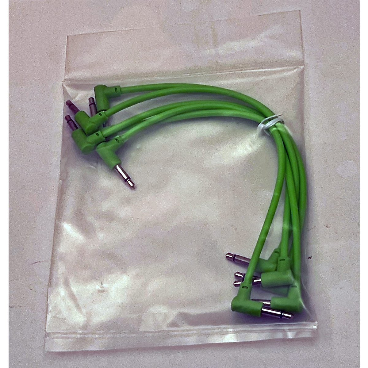 Starving Students Music Supplies Luigis Modular M-PAR Right Angled Eurorack Patch Cables - Package of 5 Green Cables, 6" (15 cm)
