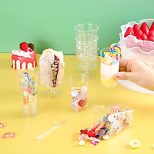 Nuenen 400 Pcs Mini Dessert Cups with Spoons Clear Plastic Small Yogurt Parfait Cups Disposable Tumbler Cups Appetizer Cups for Wedding Drinking Ice Cream Party Puddings Mousse