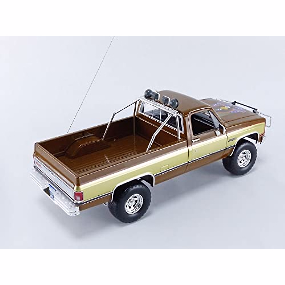 Greenlight Fall Guy Stuntman Association 1982 GMC K-2500 Sierra Grande 1/18