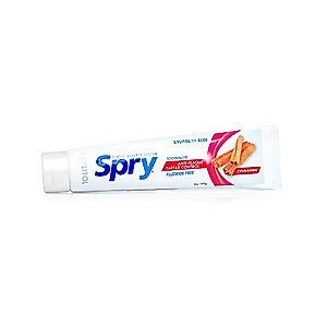 Spry Xylitol Toothpaste 5oz, Fluoride Free Toothpaste Adult and Kids, Teeth Whitening Toothpaste with Xylitol, Natural Breath Freshening, Mouth Moisturizing Ingredients, Cinnamon (Pack of 1)
