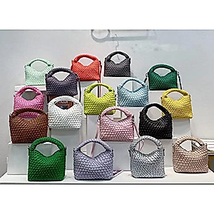 Small Hand Woven Handbags for Women Shoulder Crossbody Bag Girls Purses Cassual Top Handle Bags Hobo Curved Tote Phone Bag (Golden)